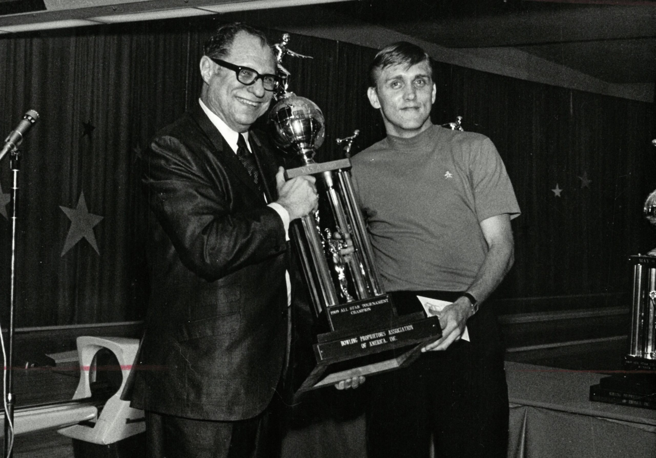 Billy Hardwick Receives 1969 BPAA All-Star Tournament Trophy